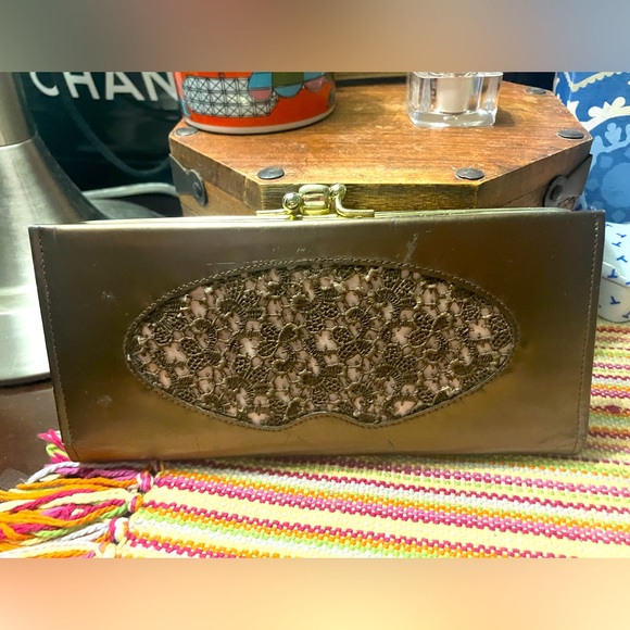 Buxton | Bags | Lady Burton Vintage Wallet Euc | Poshmark